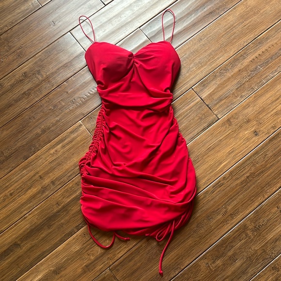 Windsor | Dresses | Red Windsor Mini Dress So Flattering On | Poshmark